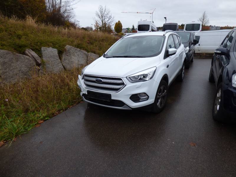 Ford Kuga Cool&Connect gebraucht kaufen in Villingen-Schwenningen Preis ...